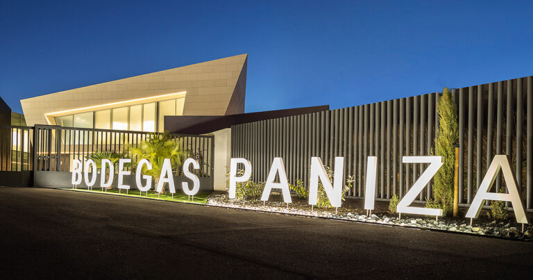 Paniza Wineries | Marta Gonzalez Arquitectos | World Design Awards 2021 ...