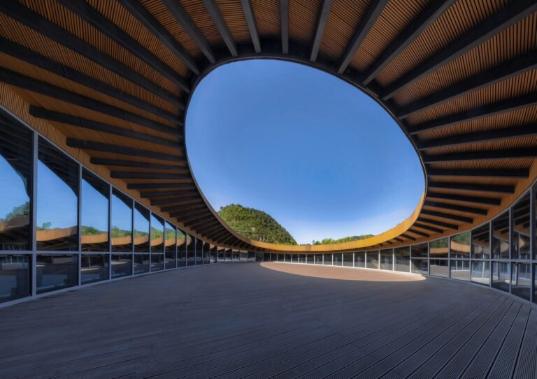 Huanxiu Lake Science Popularization and Education Center design ...