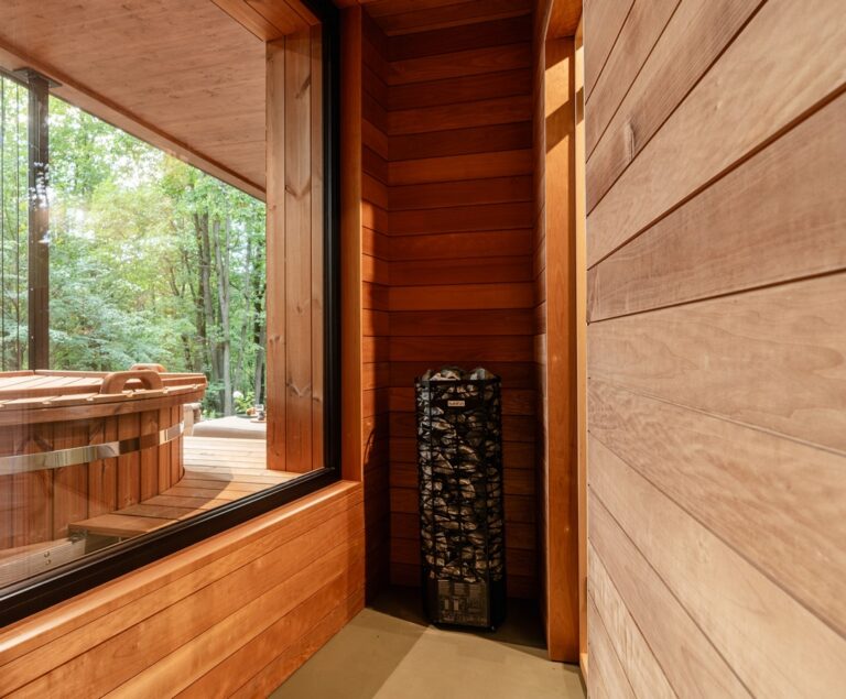 Monolith Lodge | Hello Wood Zrt. | World Design Awards 2025 – The ...
